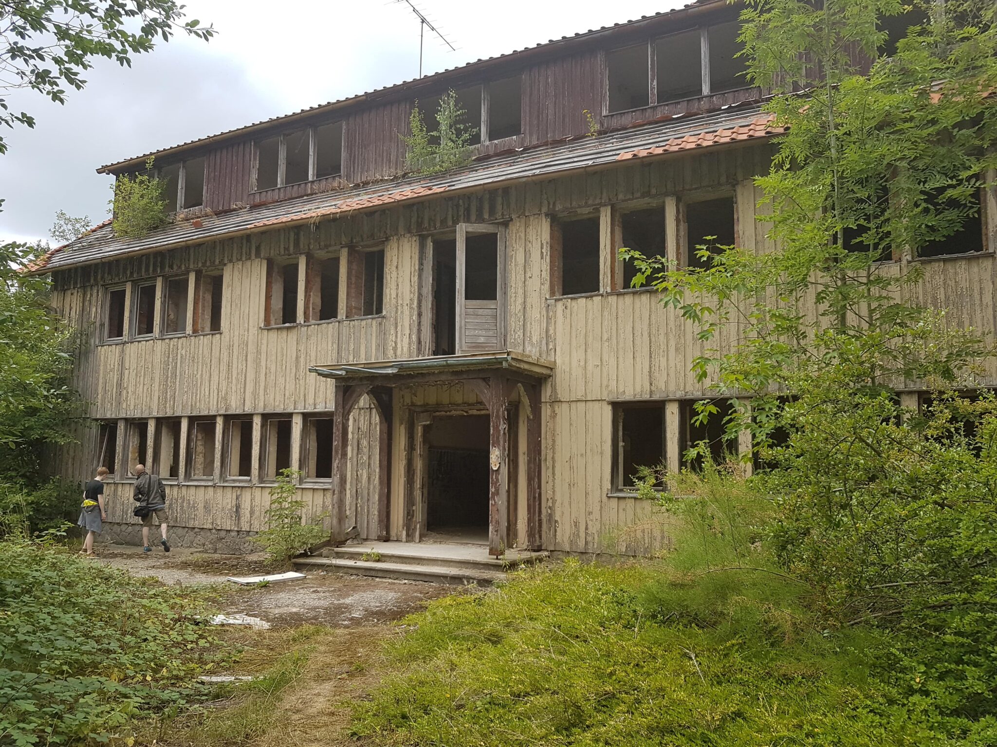 Villa Sohl - Verlassene Villa in Düsseldorf mit Atomschutzbunker ...