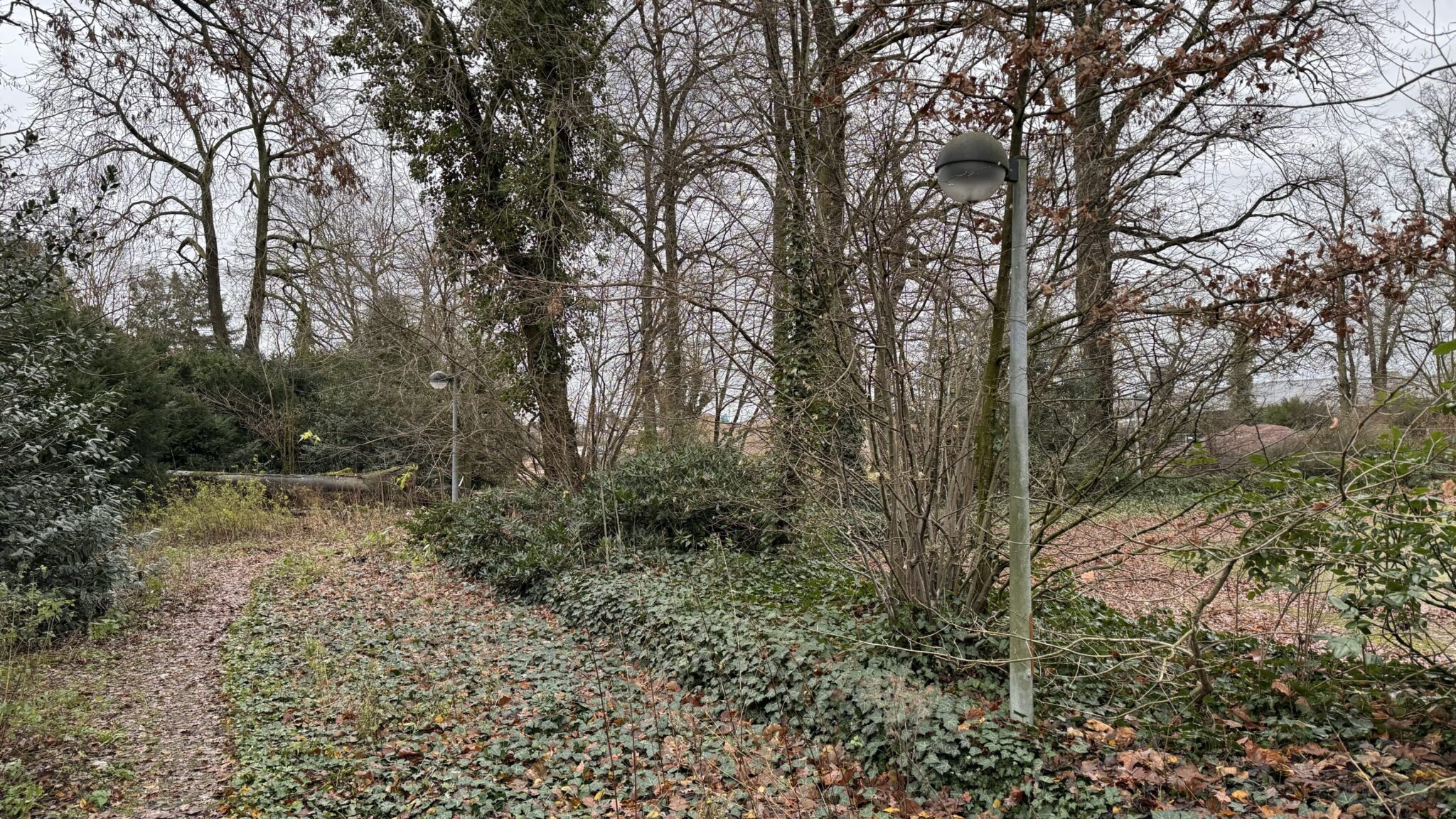 Villa Sohl - Verlassene Villa in Düsseldorf mit Atomschutzbunker ...